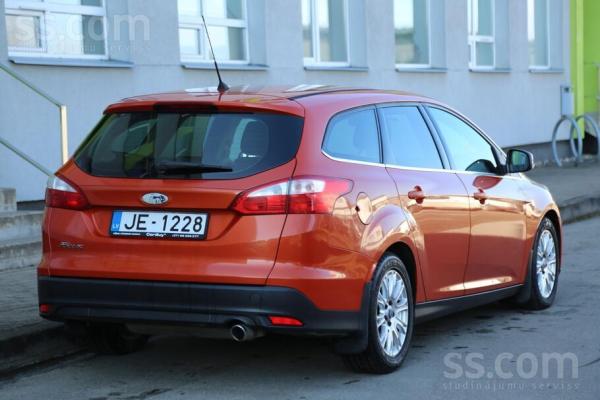 Oranžs Ford Focus 2013 Rīga, ar dzinēja tilpumu 2.00 L un nobraukumu 233 tūkst. km par 4495 €, foto 6 vietnē AUTOMOTO.COM.LV