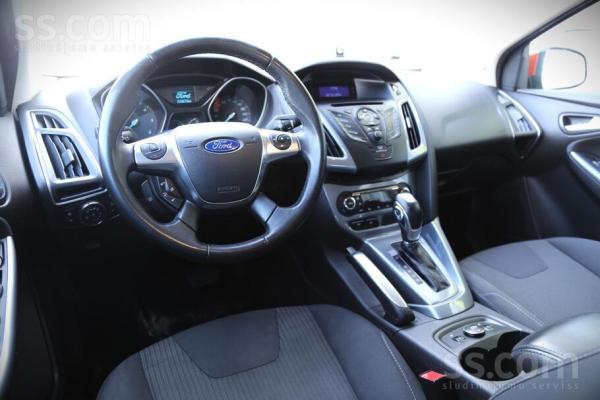 Oranžs Ford Focus 2013 Rīga, ar dzinēja tilpumu 2.00 L un nobraukumu 233 tūkst. km par 4495 €, foto 8 vietnē AUTOMOTO.COM.LV