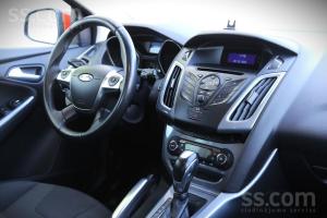 Oranžs Ford Focus 2013 Rīga, ar dzinēja tilpumu 2.00 L un nobraukumu 233 tūkst. km par 4495 €, foto 13 vietnē AUTOMOTO.COM.LV