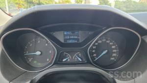 Orange Ford Focus 2013 in Riga, with an engine capacity of 2.00 L and mileage of 234 thousand km for 3450 €, photo 9 on AUTOMOTO.COM.LV