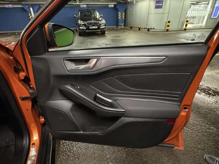 Oranžs Ford Focus 2020 Viļņa, ar dzinēja tilpumu 1.00 L un nobraukumu 69 tūkst. km par 11800 €, foto 8 vietnē AUTOMOTO.COM.LV