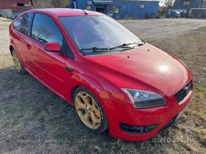 Sarkans Ford Focus 2007 Tallina, ar dzinēja tilpumu 2.50 L un nobraukumu 239 tūkst. km par 4900 €, foto 3 vietnē AUTOMOTO.COM.LV