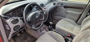 Sarkans Ford Focus 1999 Valmiera, ar dzinēja tilpumu 1.60 L un nobraukumu 377 tūkst. km par 750 €, foto 10 vietnē AUTOMOTO.COM.LV