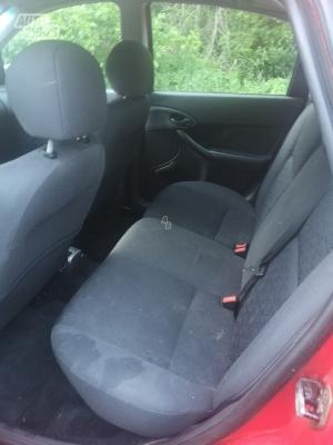 Sarkans Ford Focus 2003 Jonava, ar dzinēja tilpumu 1.80 L un nobraukumu 258 tūkst. km par 430 €, foto 4 vietnē AUTOMOTO.COM.LV