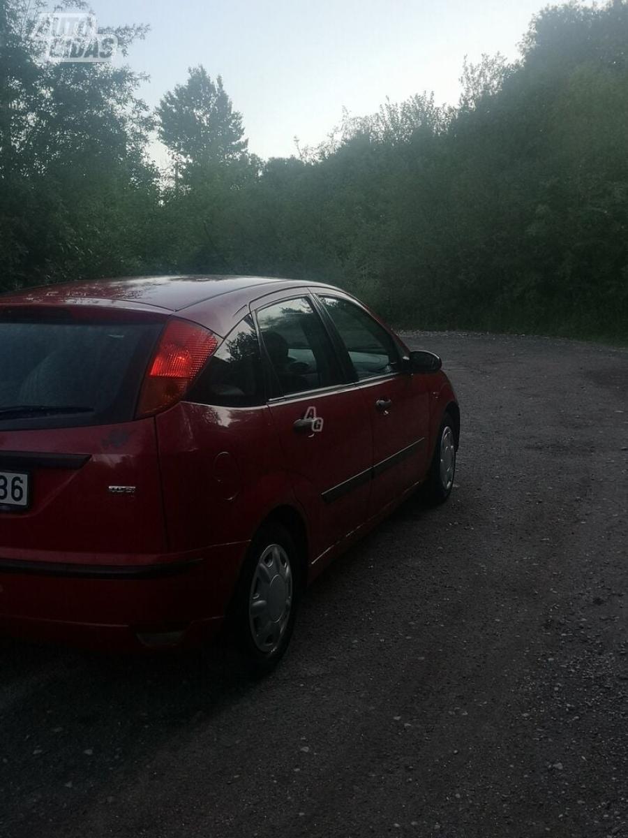 Sarkans Ford Focus 2003 Jonava, ar dzinēja tilpumu 1.80 L un nobraukumu 258 tūkst. km par 430 €, foto 6 vietnē AUTOMOTO.COM.LV
