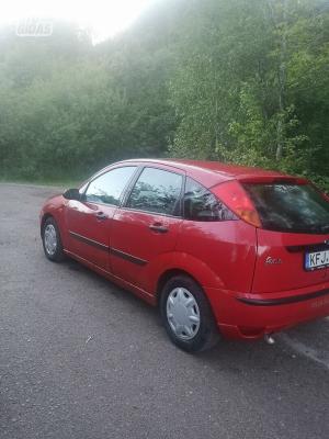 Sarkans Ford Focus 2003 Jonava, ar dzinēja tilpumu 1.80 L un nobraukumu 258 tūkst. km par 430 €, foto 8 vietnē AUTOMOTO.COM.LV