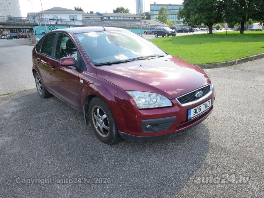 Red Ford Focus 2005 in Tallinn, with an engine capacity of 1.60 L and mileage of 191 thousand km for 1160 €, photo 6 on AUTOMOTO.COM.LV