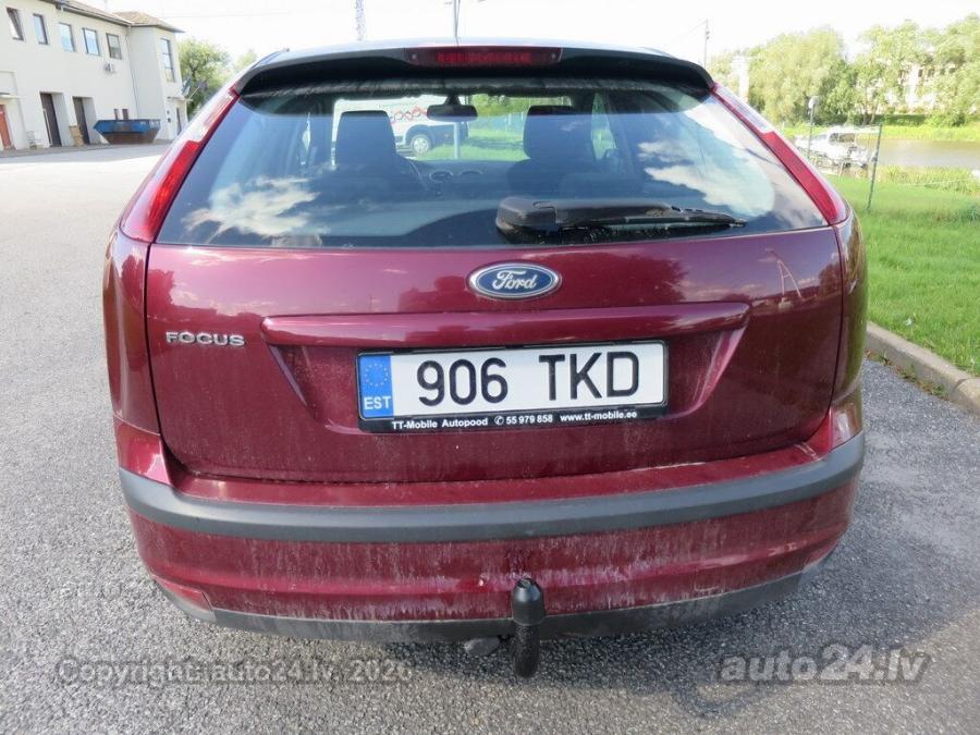 Red Ford Focus 2005 in Tallinn, with an engine capacity of 1.60 L and mileage of 191 thousand km for 1160 €, photo 14 on AUTOMOTO.COM.LV