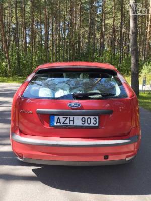 Red Ford Focus 2005 in Vilnius, with an engine capacity of 1.60 L and mileage of 263 thousand km for 550 €, photo 5 on AUTOMOTO.COM.LV