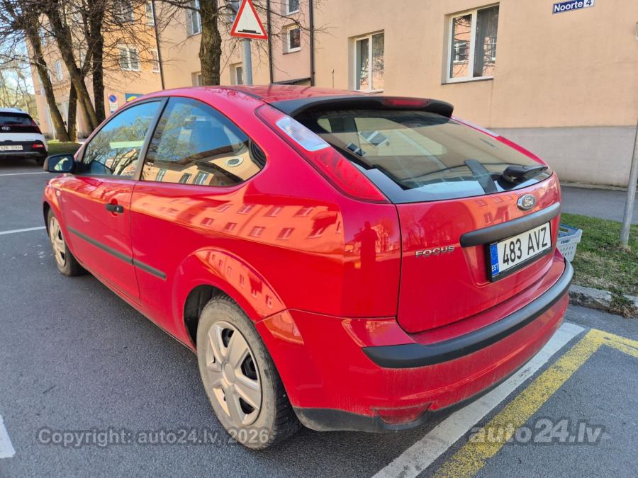 Sarkans Ford Focus 2006 Tallina, ar dzinēja tilpumu 1.40 L un nobraukumu 161 tūkst. km par 799 €, foto 4 vietnē AUTOMOTO.COM.LV