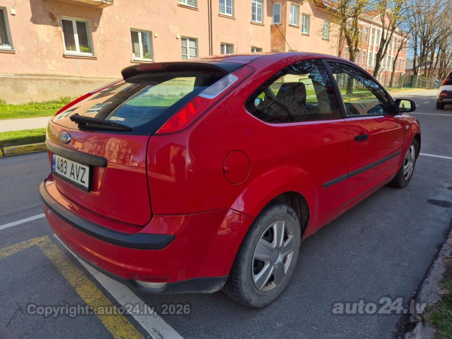 Sarkans Ford Focus 2006 Tallina, ar dzinēja tilpumu 1.40 L un nobraukumu 161 tūkst. km par 799 €, foto 6 vietnē AUTOMOTO.COM.LV