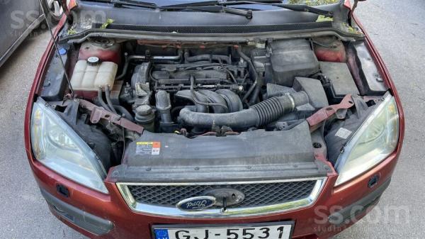 Sarkans Ford Focus 2006 Ogre, ar dzinēja tilpumu 1.60 L un nobraukumu 300 tūkst. km par 650 €, foto 9 vietnē AUTOMOTO.COM.LV