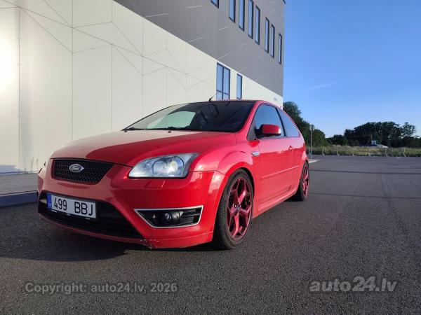 Sarkans Ford Focus 2006 Tallina, ar dzinēja tilpumu 2.50 L un nobraukumu 245 tūkst. km par 4300 €, foto 5 vietnē AUTOMOTO.COM.LV