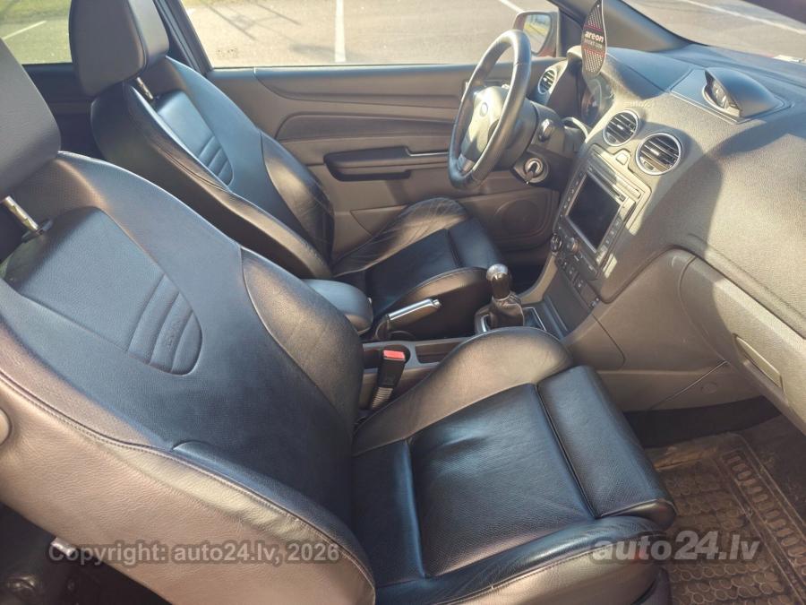Sarkans Ford Focus 2006 Tallina, ar dzinēja tilpumu 2.50 L un nobraukumu 245 tūkst. km par 4300 €, foto 7 vietnē AUTOMOTO.COM.LV