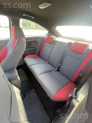 Red Ford Focus 2006 in Cesis, with an engine capacity of 2.50 L and mileage of 215 thousand km for 3250 €, photo 14 on AUTOMOTO.COM.LV