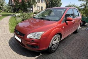 Red Ford Focus 2007 in Panevezys, with an engine capacity of 1.60 L and mileage of 131 thousand km for 1800 €, photo 3 on AUTOMOTO.COM.LV
