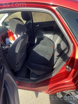 Red Ford Focus 2007 in Riga, with an engine capacity of 2.00 L and mileage of 260 thousand km for 700 €, photo 7 on AUTOMOTO.COM.LV