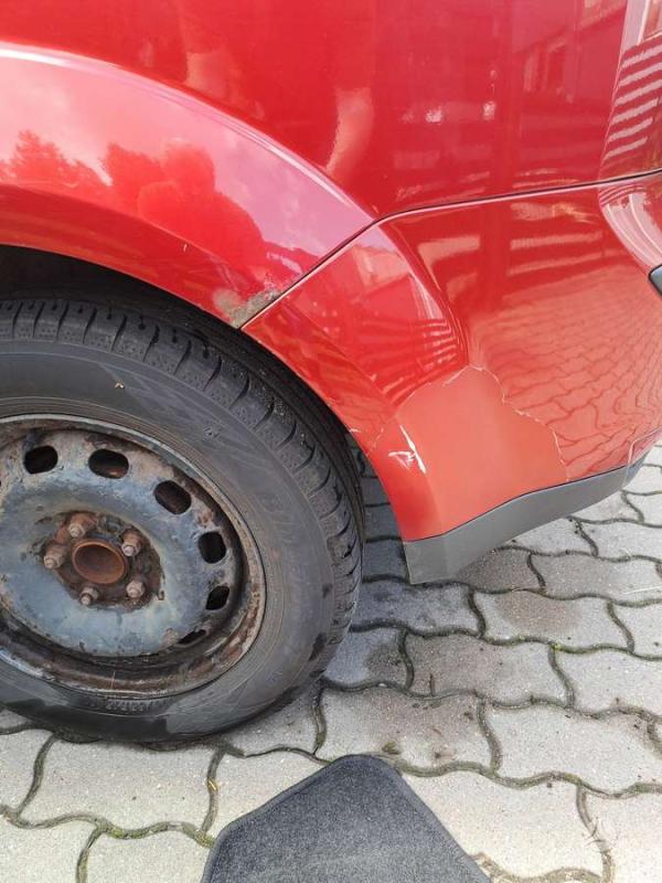 Red Ford Focus 2007 in Vilnius, with an engine capacity of 1.56 L and mileage of 117 thousand km for 1700 €, photo 10 on AUTOMOTO.COM.LV