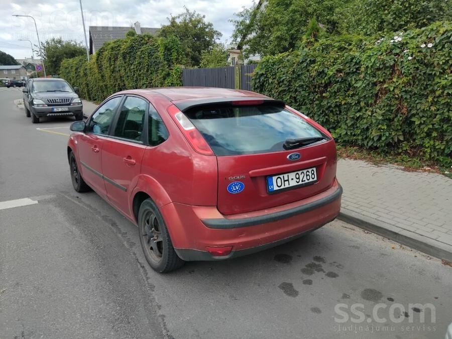 Red Ford Focus 2007 in Riga, with an engine capacity of 1.40 L and mileage of 186 thousand km for 770 €, photo 5 on AUTOMOTO.COM.LV