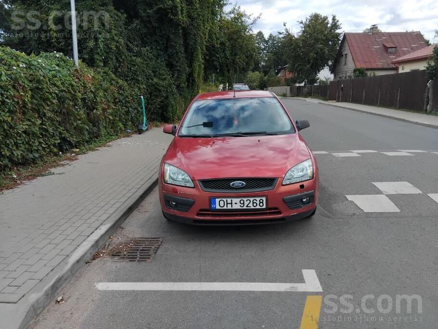 Red Ford Focus 2007 in Riga, with an engine capacity of 1.40 L and mileage of 186 thousand km for 770 €, photo 10 on AUTOMOTO.COM.LV