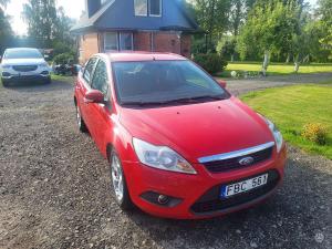 Sarkans Ford Focus 2010 Kauņa, ar dzinēja tilpumu 1.56 L un nobraukumu 345 tūkst. km par 1800 €, foto 3 vietnē AUTOMOTO.COM.LV