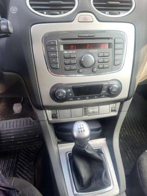 Sarkans Ford Focus 2010 Kauņa, ar dzinēja tilpumu 1.56 L un nobraukumu 345 tūkst. km par 1800 €, foto 8 vietnē AUTOMOTO.COM.LV