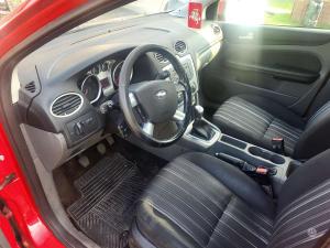 Sarkans Ford Focus 2010 Kauņa, ar dzinēja tilpumu 1.56 L un nobraukumu 345 tūkst. km par 1800 €, foto 9 vietnē AUTOMOTO.COM.LV