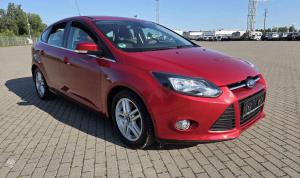 Red Ford Focus 2011 in Marijampole, with an engine capacity of 1.60 L and mileage of 249 thousand km for 3250 €, photo 3 on AUTOMOTO.COM.LV