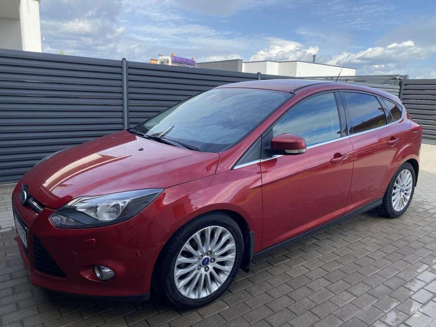 Sarkans Ford Focus 2011 Viļņa, ar dzinēja tilpumu 0.00 L un nobraukumu 264 tūkst. km par 3150 €, foto 4 vietnē AUTOMOTO.COM.LV