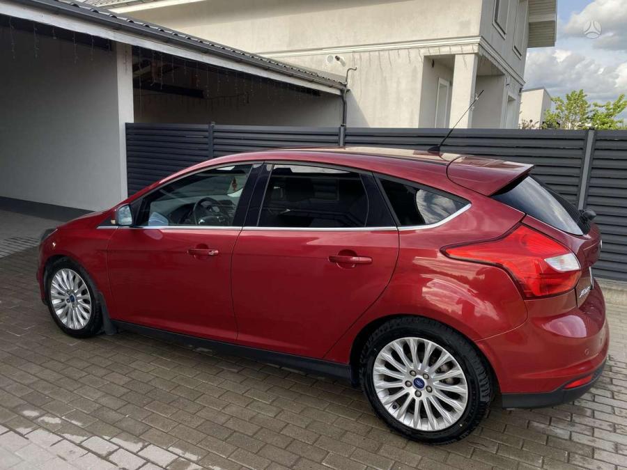 Sarkans Ford Focus 2011 Viļņa, ar dzinēja tilpumu 0.00 L un nobraukumu 264 tūkst. km par 3150 €, foto 6 vietnē AUTOMOTO.COM.LV
