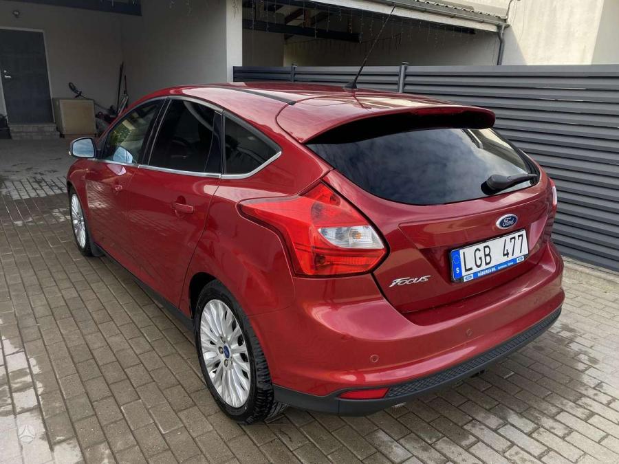 Sarkans Ford Focus 2011 Viļņa, ar dzinēja tilpumu 0.00 L un nobraukumu 264 tūkst. km par 3150 €, foto 7 vietnē AUTOMOTO.COM.LV