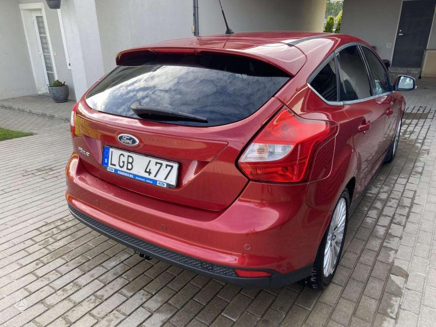 Sarkans Ford Focus 2011 Viļņa, ar dzinēja tilpumu 0.00 L un nobraukumu 264 tūkst. km par 3150 €, foto 8 vietnē AUTOMOTO.COM.LV