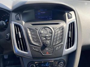 Sarkans Ford Focus 2011 Viļņa, ar dzinēja tilpumu 0.00 L un nobraukumu 264 tūkst. km par 3150 €, foto 18 vietnē AUTOMOTO.COM.LV