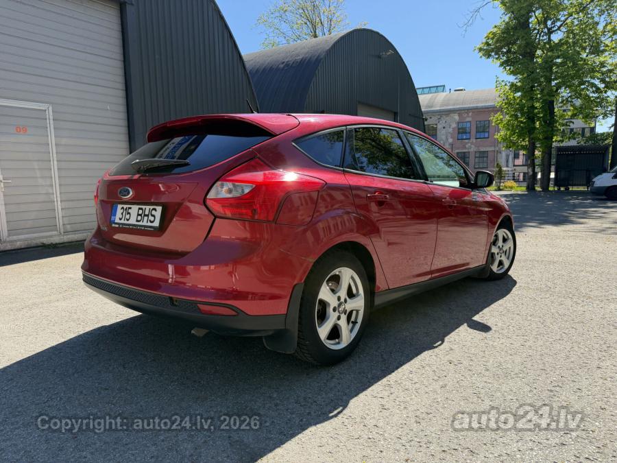 Sarkans Ford Focus 2012 Tallina, ar dzinēja tilpumu 1.60 L un nobraukumu 186 tūkst. km par 3800 €, foto 6 vietnē AUTOMOTO.COM.LV