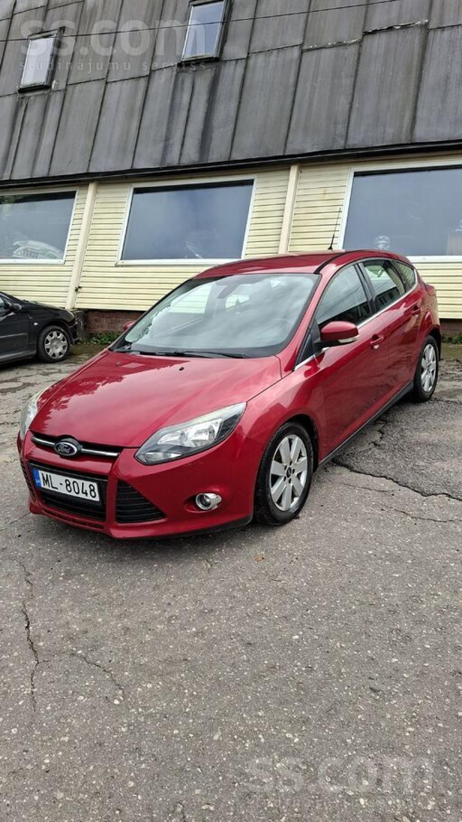Sarkans Ford Focus 2012 Rīga, ar dzinēja tilpumu 1.60 L un nobraukumu 290 tūkst. km par 3090 €, foto 3 vietnē AUTOMOTO.COM.LV