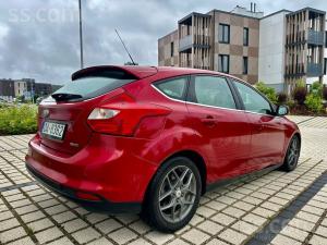 Sarkans Ford Focus 2013 Rīga, ar dzinēja tilpumu 1.60 L un nobraukumu 0 tūkst. km par 3290 €, foto 4 vietnē AUTOMOTO.COM.LV