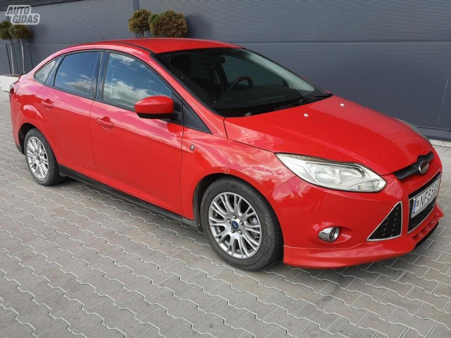 Red Ford Focus 2014 in Siauliai, with an engine capacity of 2.00 L and mileage of 144 thousand km for 2700 €, photo 3 on AUTOMOTO.COM.LV