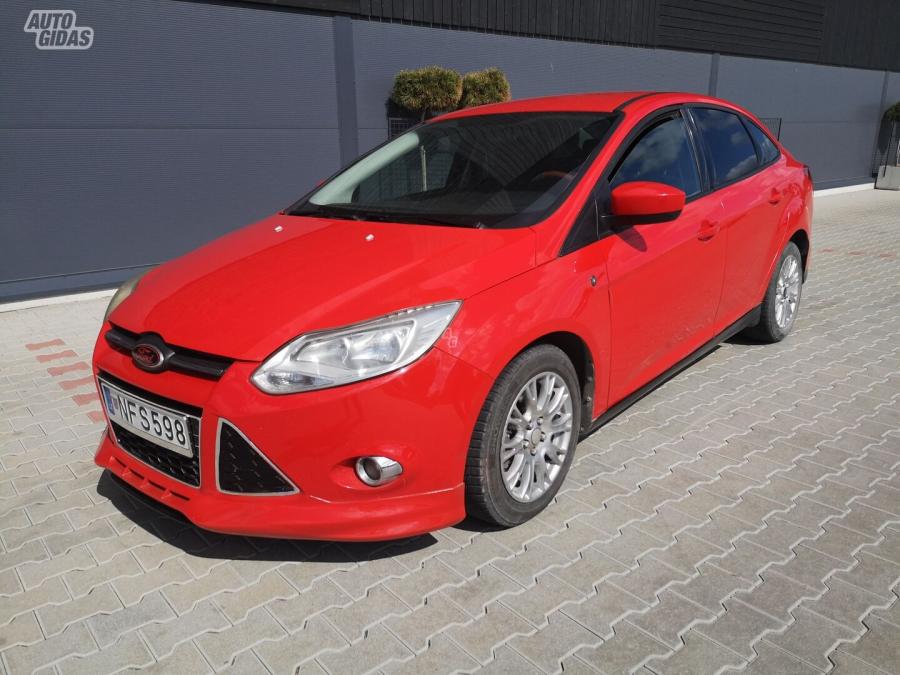 Red Ford Focus 2014 in Siauliai, with an engine capacity of 2.00 L and mileage of 144 thousand km for 2700 €, photo 6 on AUTOMOTO.COM.LV