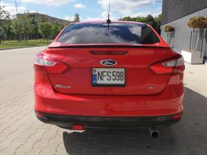 Red Ford Focus 2014 in Siauliai, with an engine capacity of 2.00 L and mileage of 144 thousand km for 2700 €, photo 10 on AUTOMOTO.COM.LV