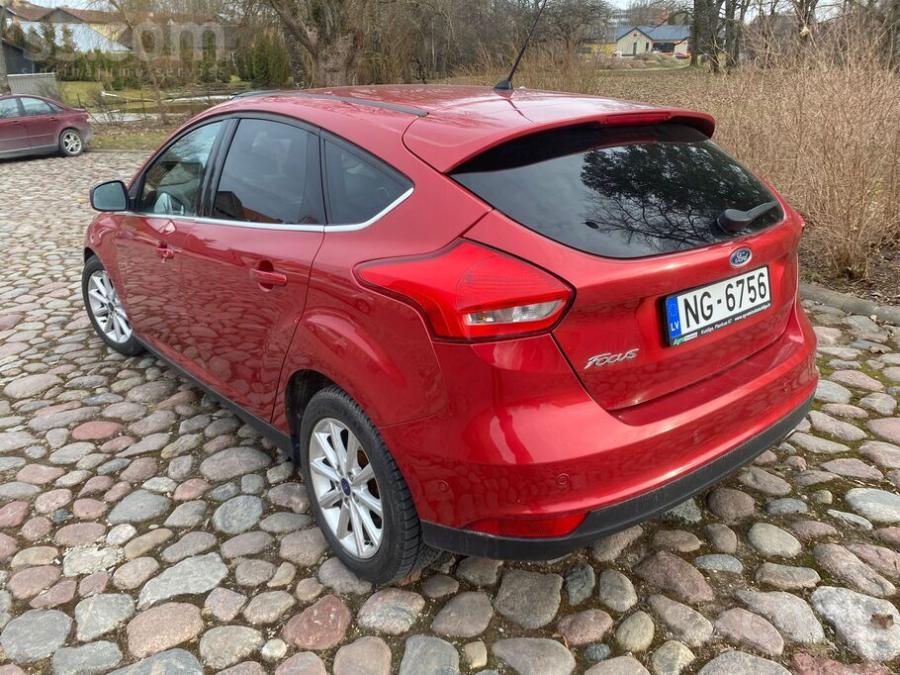 Sarkans Ford Focus 2015 Kuldīga, ar dzinēja tilpumu 2.00 L un nobraukumu 163 tūkst. km par 6500 €, foto 4 vietnē AUTOMOTO.COM.LV
