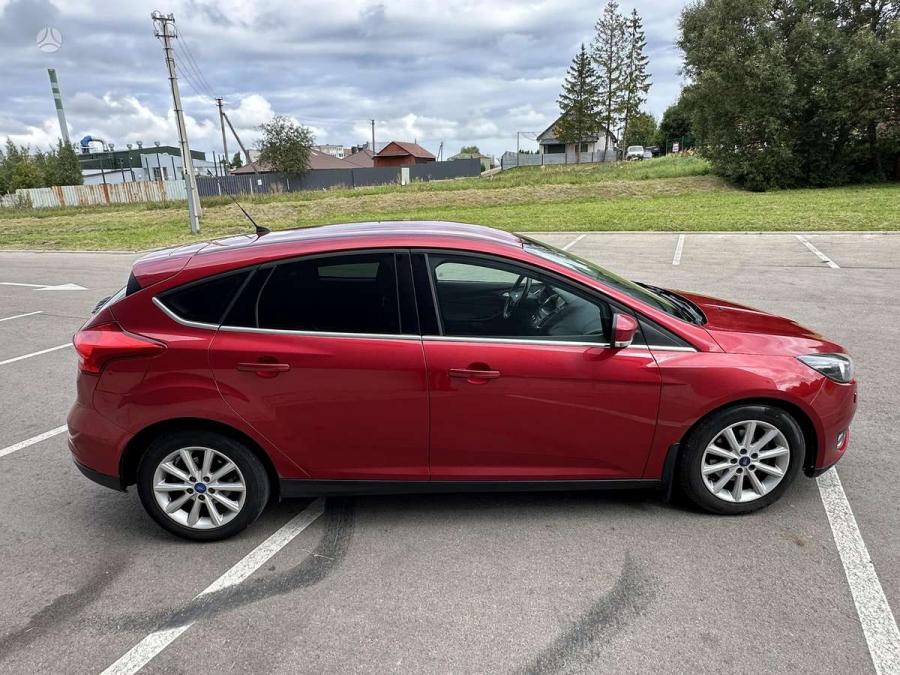 Sarkans Ford Focus 2015 Telšiai, ar dzinēja tilpumu 1.50 L un nobraukumu 268 tūkst. km par 3700 €, foto 9 vietnē AUTOMOTO.COM.LV