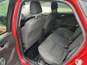 Sarkans Ford Focus 2015 Telšiai, ar dzinēja tilpumu 1.50 L un nobraukumu 268 tūkst. km par 3700 €, foto 15 vietnē AUTOMOTO.COM.LV