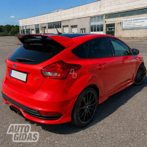 Sarkans Ford Focus 2016 Panevēža, ar dzinēja tilpumu 2.00 L un nobraukumu 176 tūkst. km par 12500 €, foto 4 vietnē AUTOMOTO.COM.LV
