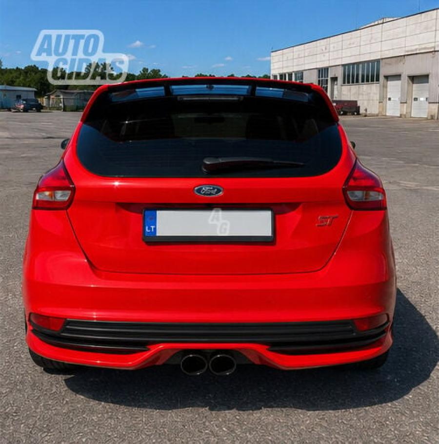 Sarkans Ford Focus 2016 Panevēža, ar dzinēja tilpumu 2.00 L un nobraukumu 176 tūkst. km par 12500 €, foto 6 vietnē AUTOMOTO.COM.LV