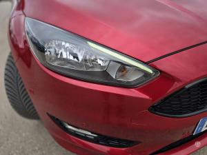 Red Ford Focus 2016 in Taurage, with an engine capacity of 1.00 L and mileage of 163 thousand km for 6800 €, photo 12 on AUTOMOTO.COM.LV