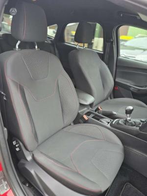 Red Ford Focus 2016 in Taurage, with an engine capacity of 1.00 L and mileage of 163 thousand km for 6800 €, photo 30 on AUTOMOTO.COM.LV