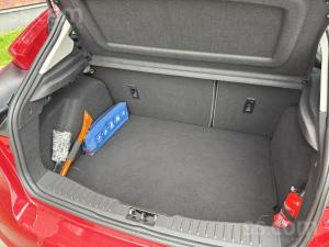Sarkans Ford Focus 2017 Rīga, ar dzinēja tilpumu 1.50 L un nobraukumu 130 tūkst. km par 7450 €, foto 17 vietnē AUTOMOTO.COM.LV