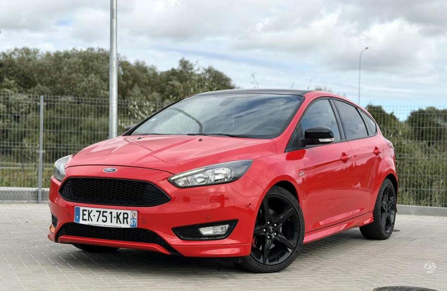 Sarkans Ford Focus 2017 Tauragė, ar dzinēja tilpumu 2.00 L un nobraukumu 180 tūkst. km par 7300 €, foto 1 vietnē AUTOMOTO.COM.LV