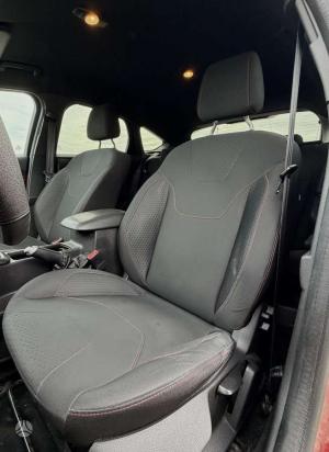 Sarkans Ford Focus 2017 Tauragė, ar dzinēja tilpumu 2.00 L un nobraukumu 180 tūkst. km par 7300 €, foto 29 vietnē AUTOMOTO.COM.LV