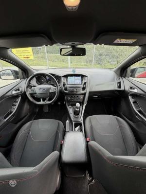 Sarkans Ford Focus 2017 Tauragė, ar dzinēja tilpumu 2.00 L un nobraukumu 180 tūkst. km par 7300 €, foto 32 vietnē AUTOMOTO.COM.LV